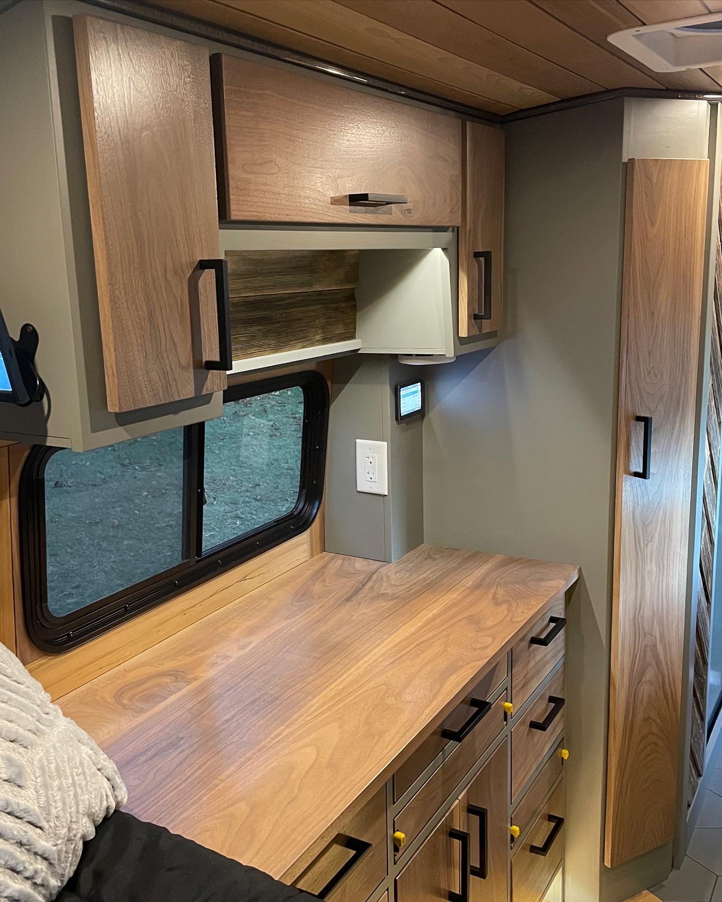 Little Ledge's Design Portfolio, Residential Carpentry & Woodwork ...